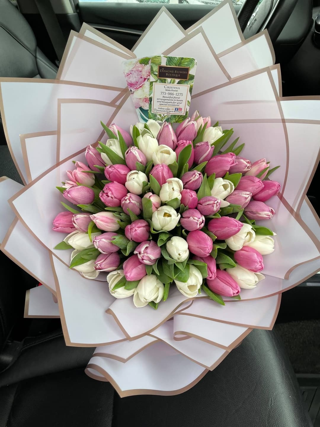 Tulip Bouquets/Boxes – Diamond Flowers Boutique